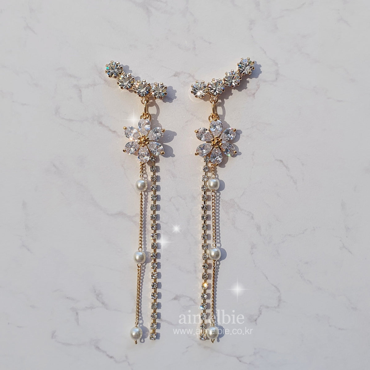 Daisy Wing Earrings - Longdrop (Gold ver.) – aimelbie